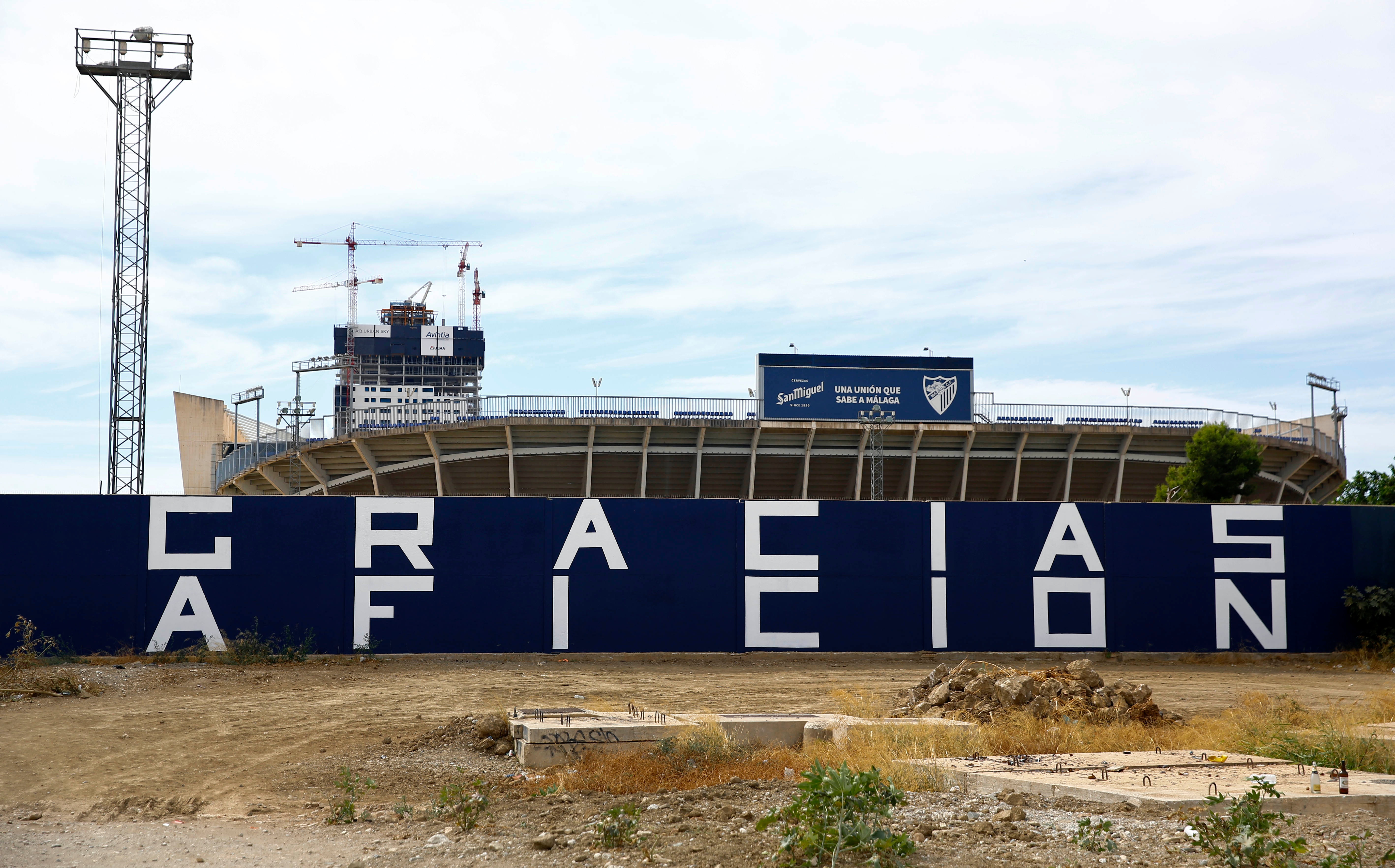 La Rosaleda se pone guapa