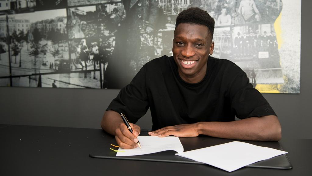 El Borussia le 'roba' al joven Kamara al PSG