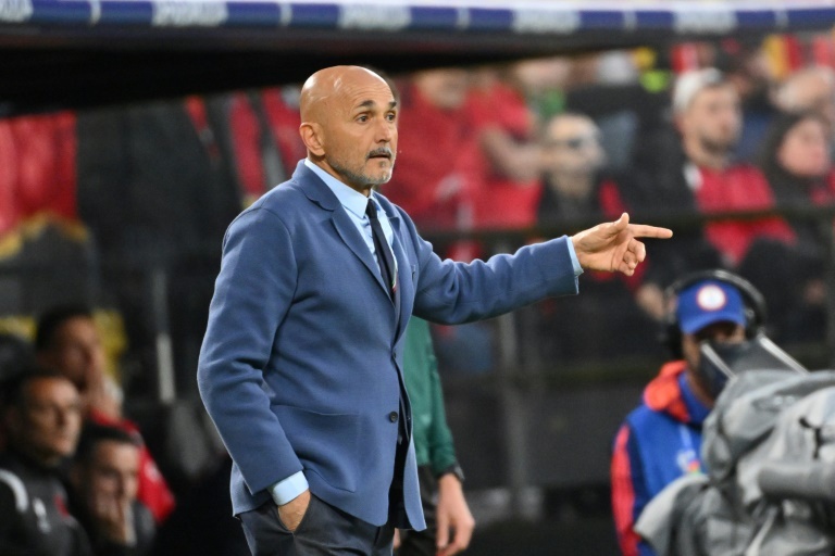 Spalletti ya piensa en España: "Nos exprimirá más"