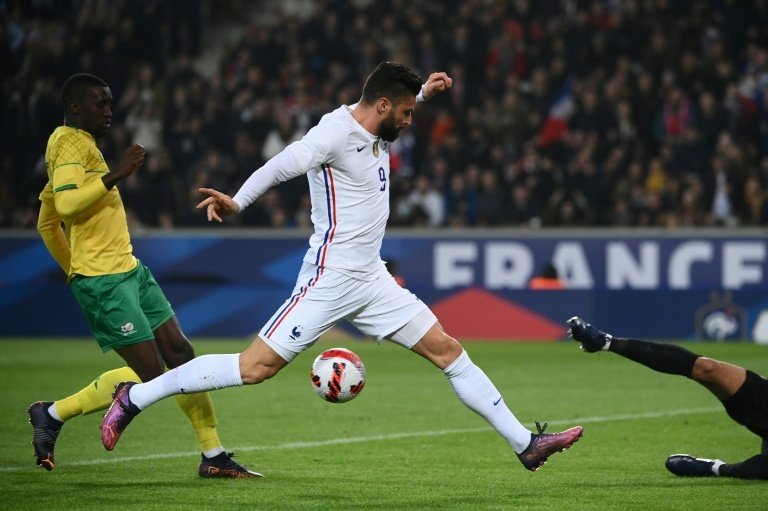 Giroud a la coupe du Monde dans un coin de sa tête