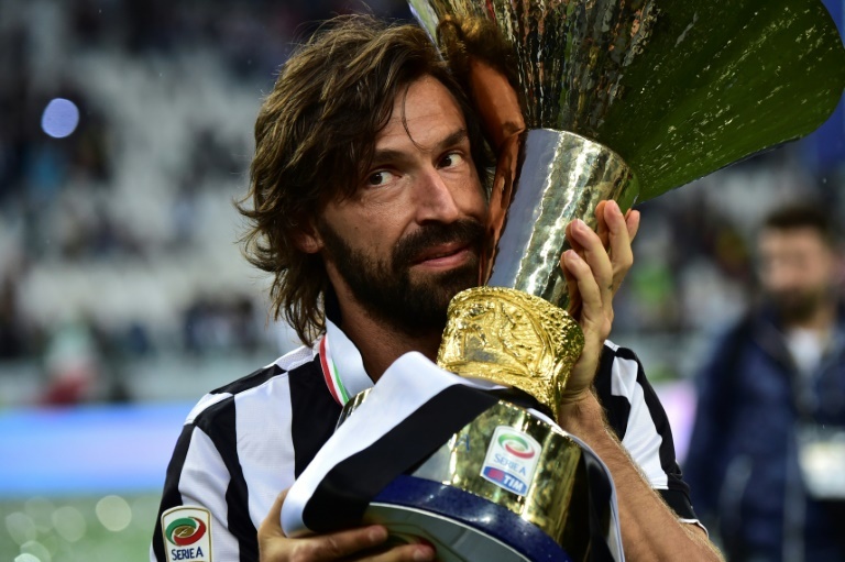 Pirlo El último En Dar El Salto Del Césped Al Banquillo