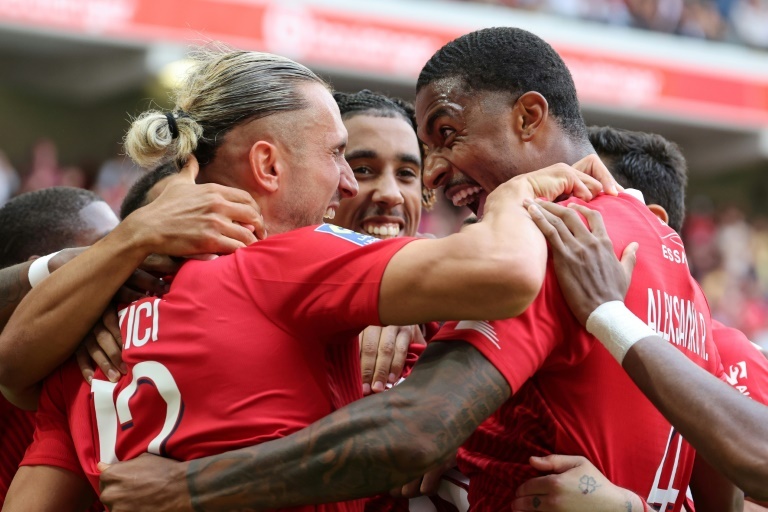 Lille se fait peur mais l'emporte face à Montpellier