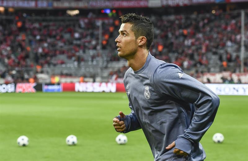 Ronaldo: People who love me never have any doubts