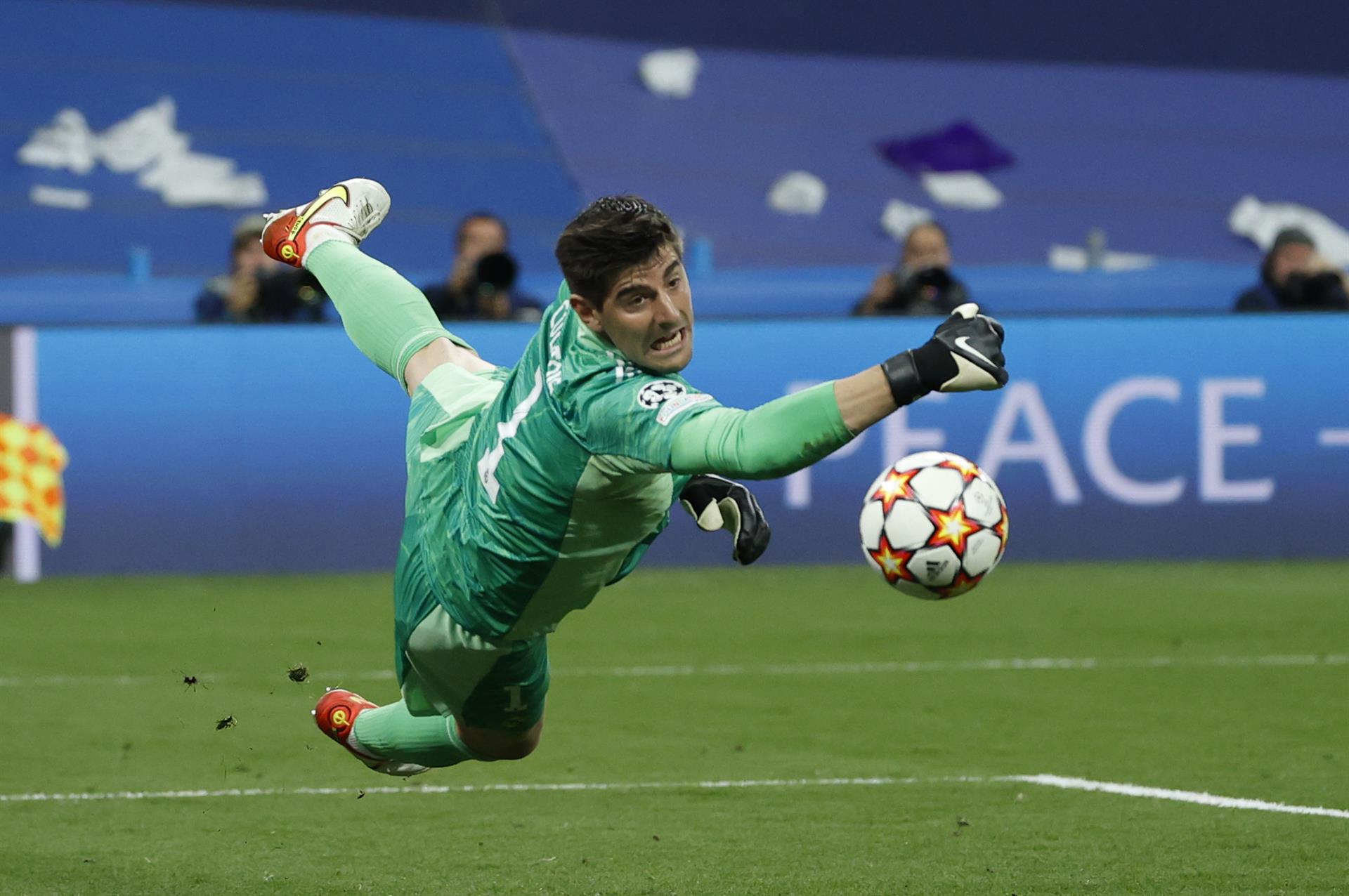 "Courtois es muy completo y no tiene carencias"