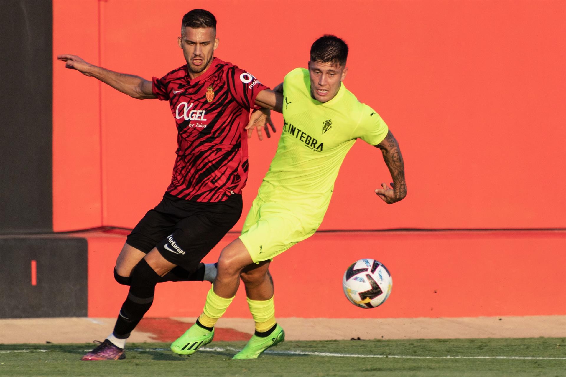 El Mallorca pierde a Copete por enfermedad ante el Barça