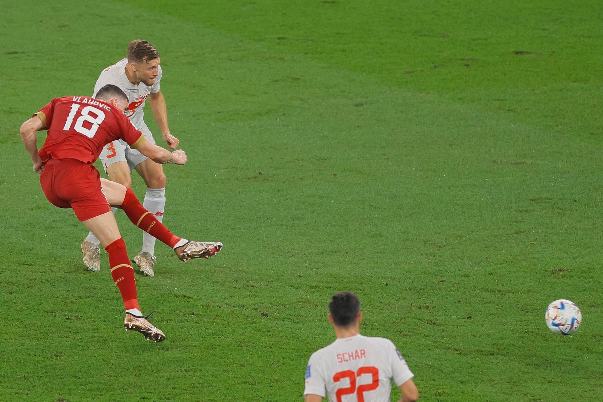 PSG keeping an eye on Vlahovic