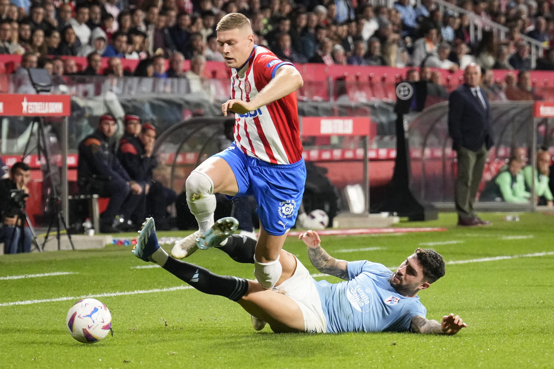Pochettino's Chelsea eyeing £39m striker Dovbyk Pochettino's Chelsea eyeing £39m striker Dovbyk