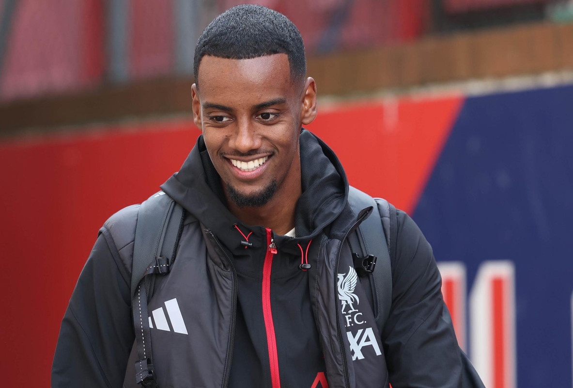 Isak praises Bardghji's debut for Sweden despite World Cup setback