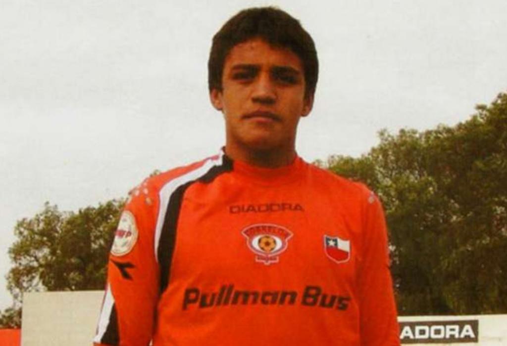 De lavar coches en un cementerio a jugador mejor pagado de la Premier