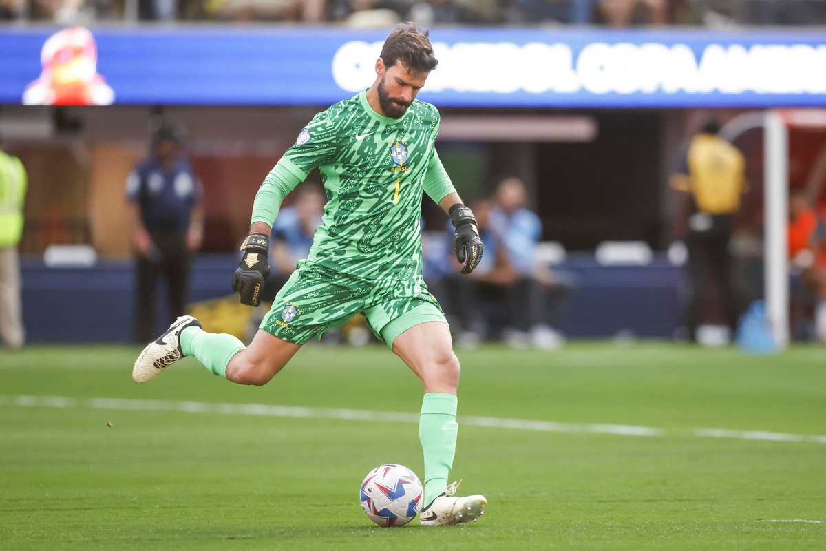 "Vini alcanzará con Brasil el nivel del Madrid"