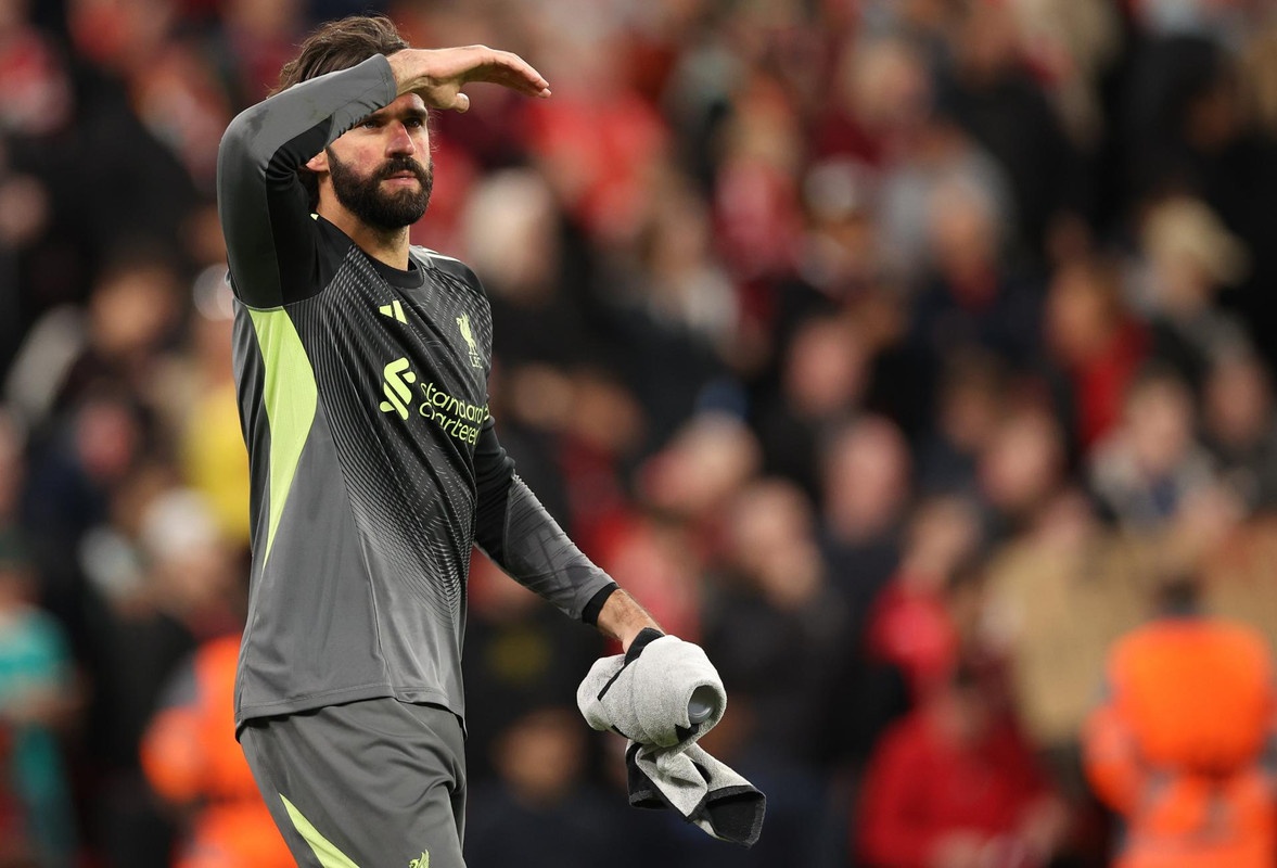 Alisson Becker ruled out of Chelsea clash, Ekitike doubt for Stamford ...