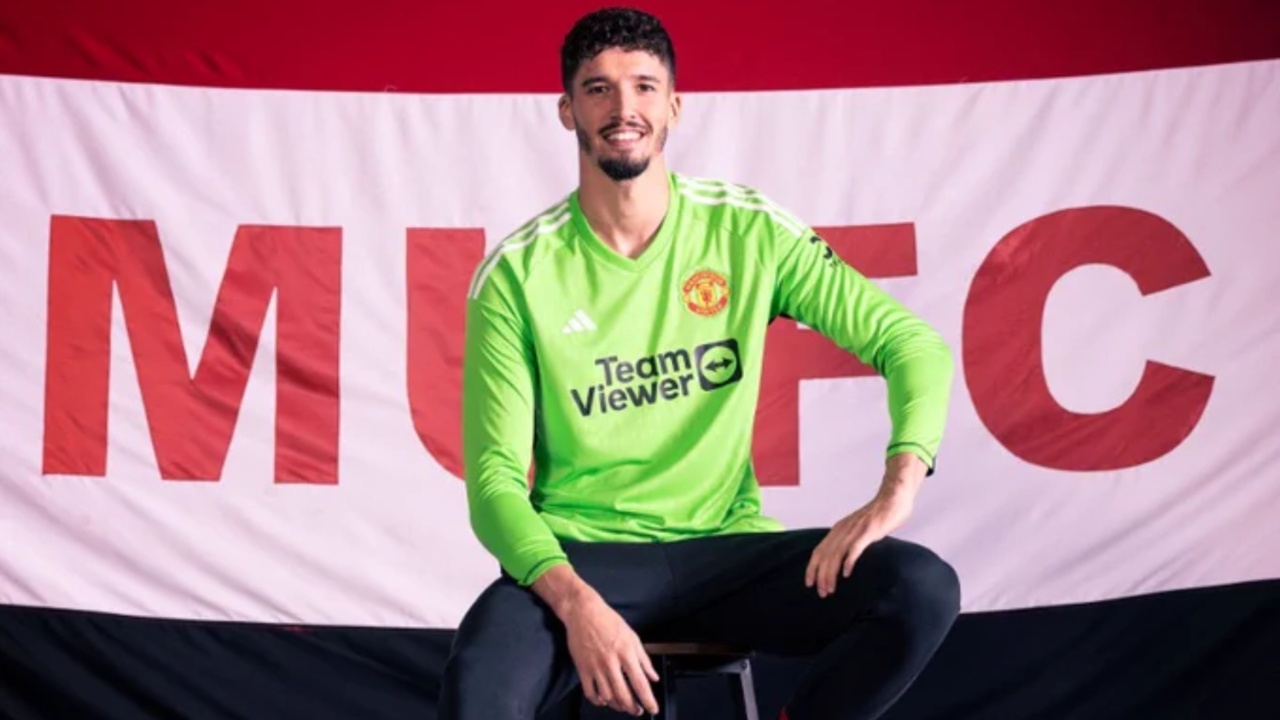 Bayindir, el reemplazo de Henderson en la portería del United
