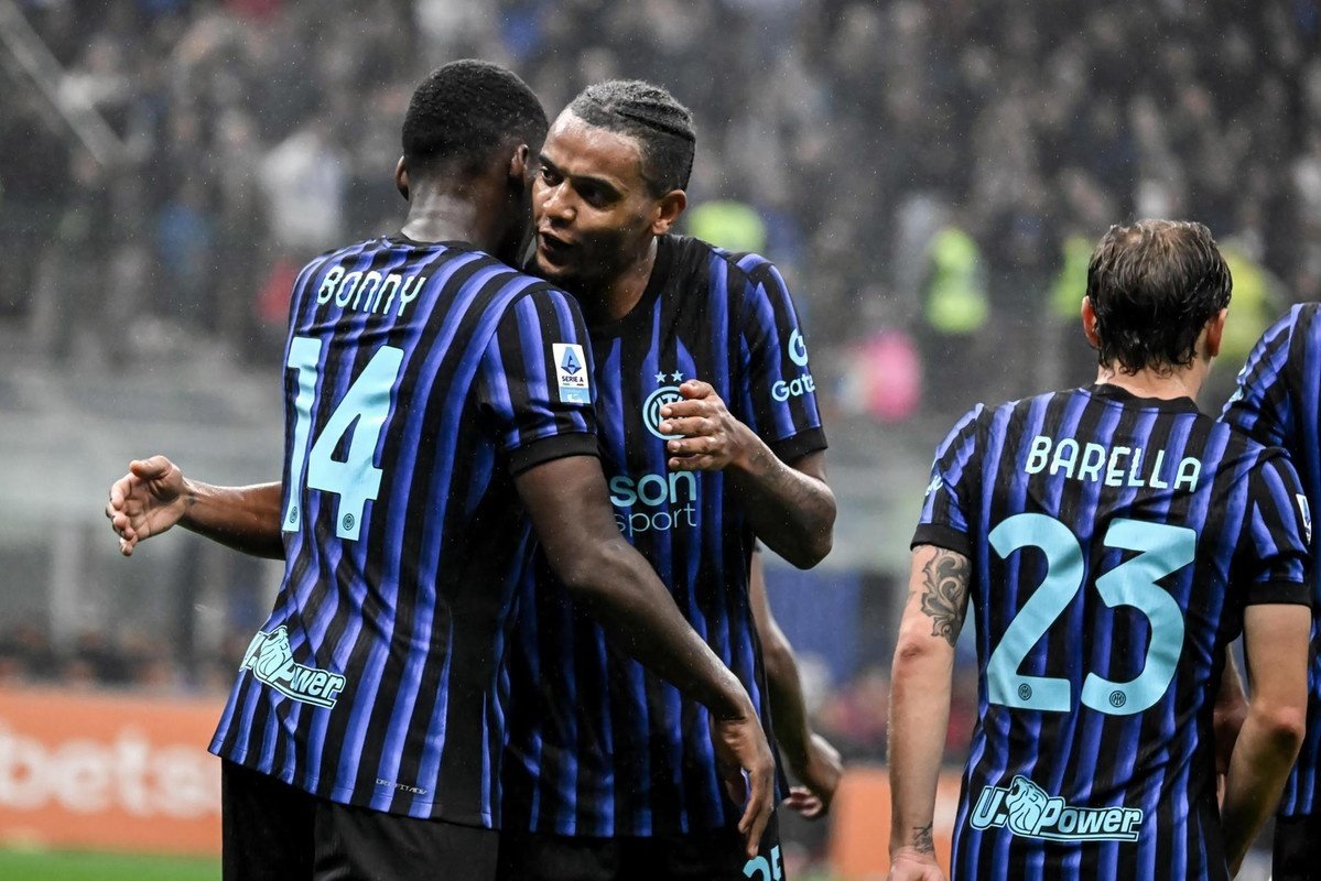 Akanji verso il suo primo derby: "Non vedo l'ora"