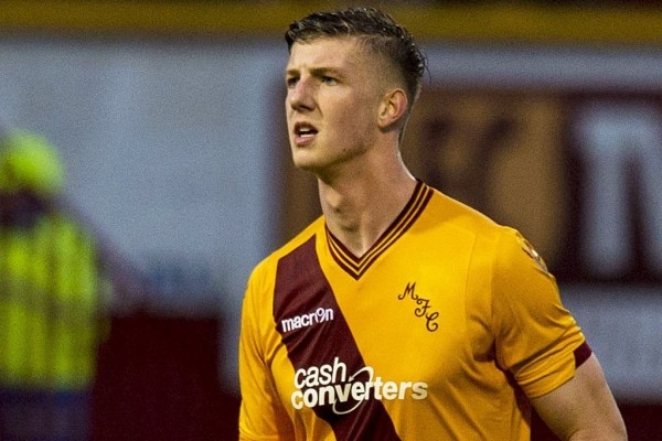 El Brighton ficha al joven Ben Hall