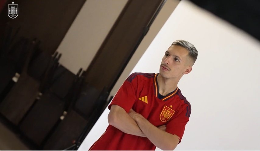 Bryan on learning about Spain call-up after scoring brace vs Barca