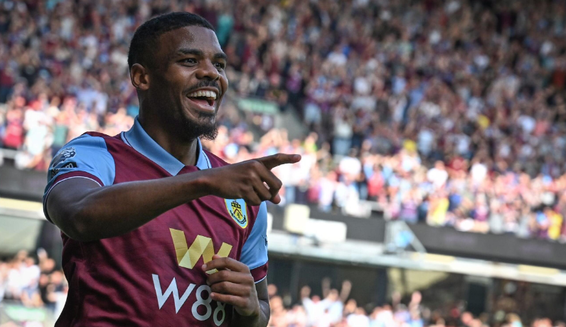 Lyle Foster, del Burnley, deja el fútbol por un tiempo por salud mental