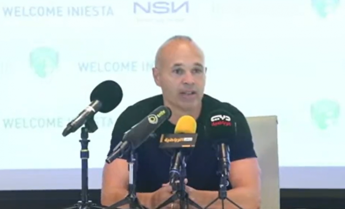 Iniesta, uno más del Emirates FC: "Quiero seguir disfrutando del fútbol"