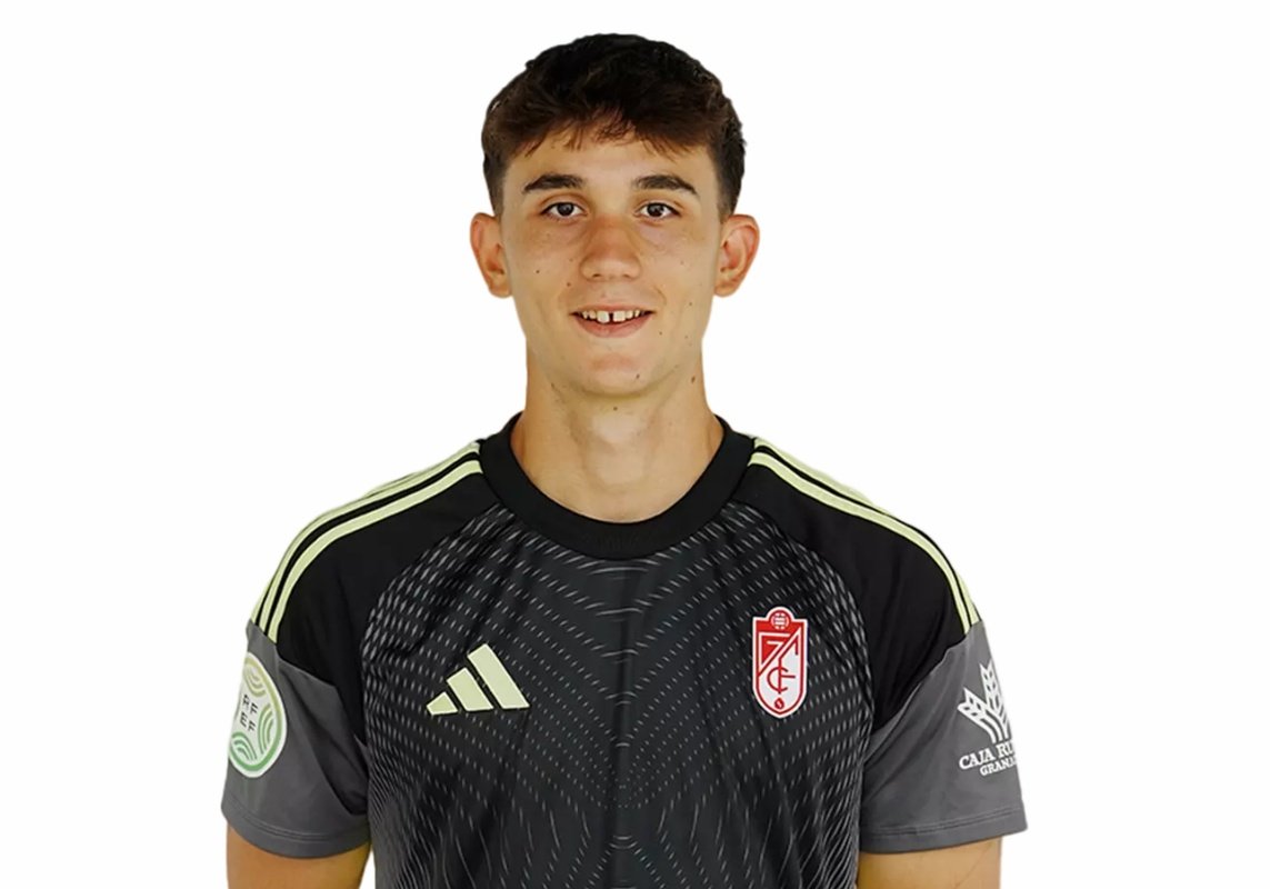 Parón sin porteros, pero con un guardián novato