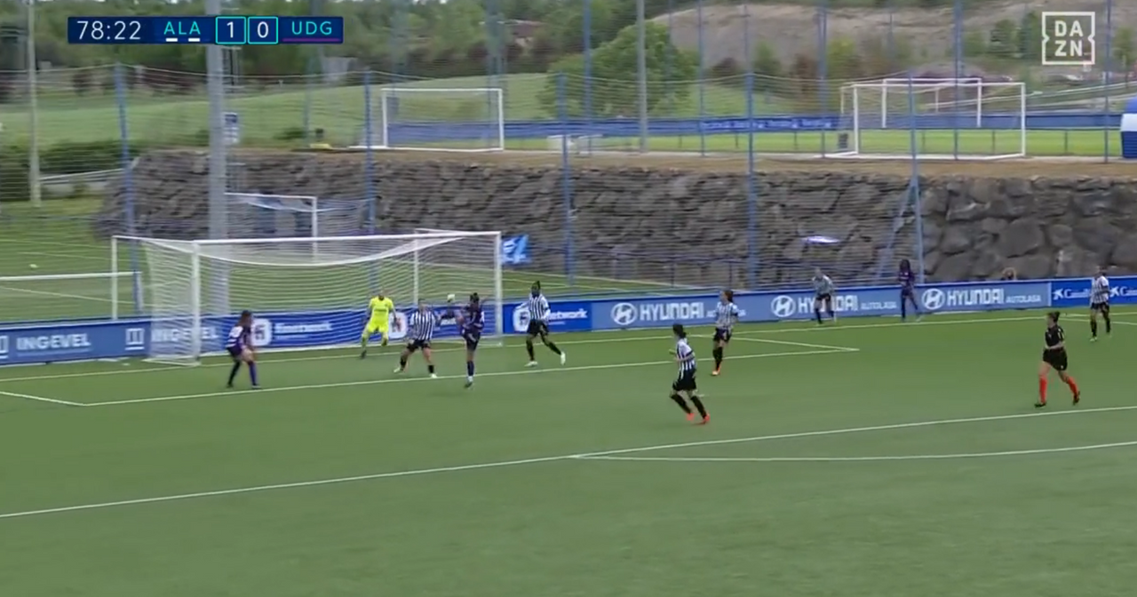 Blom corta el camino de la permanencia del Alavés