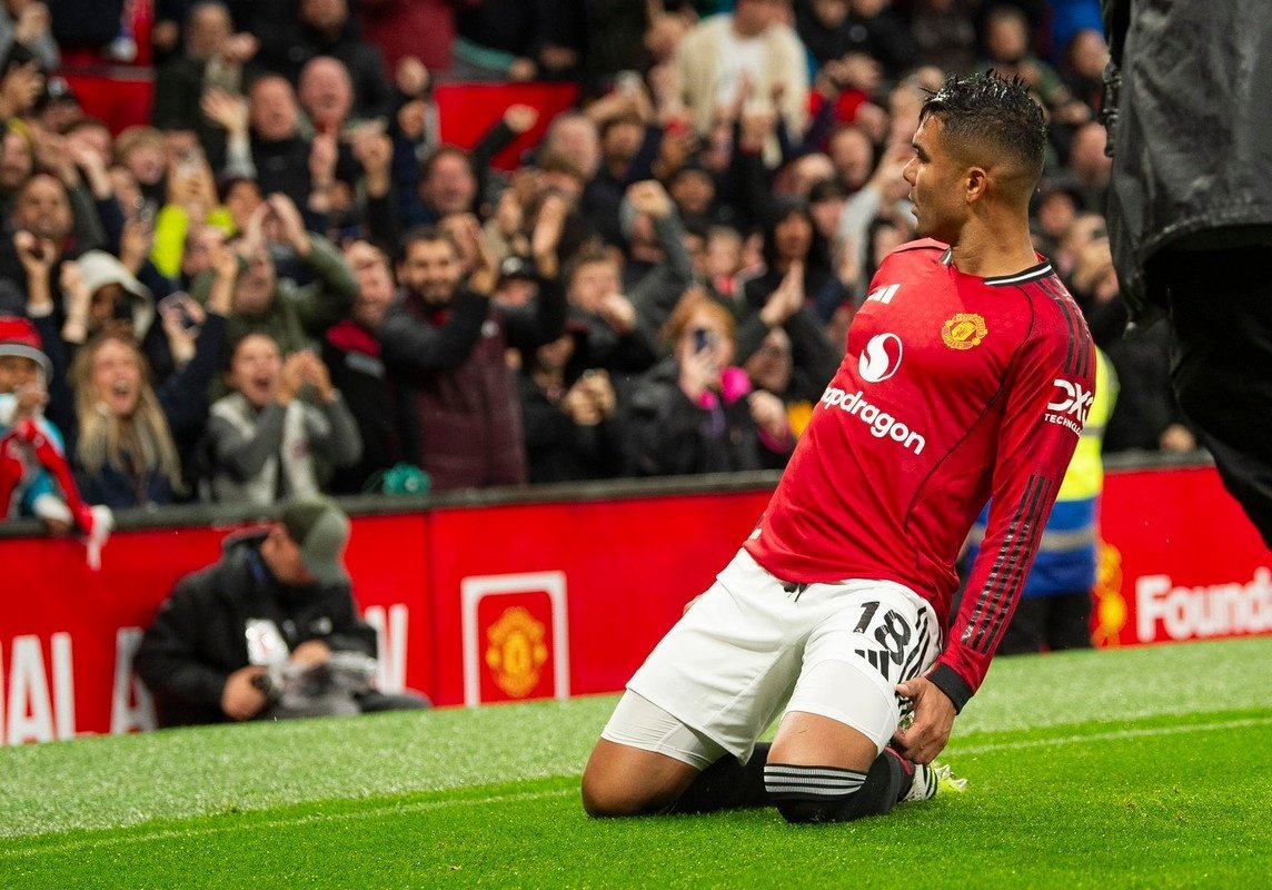 Man Utd open to Casemiro extension under new salary terms