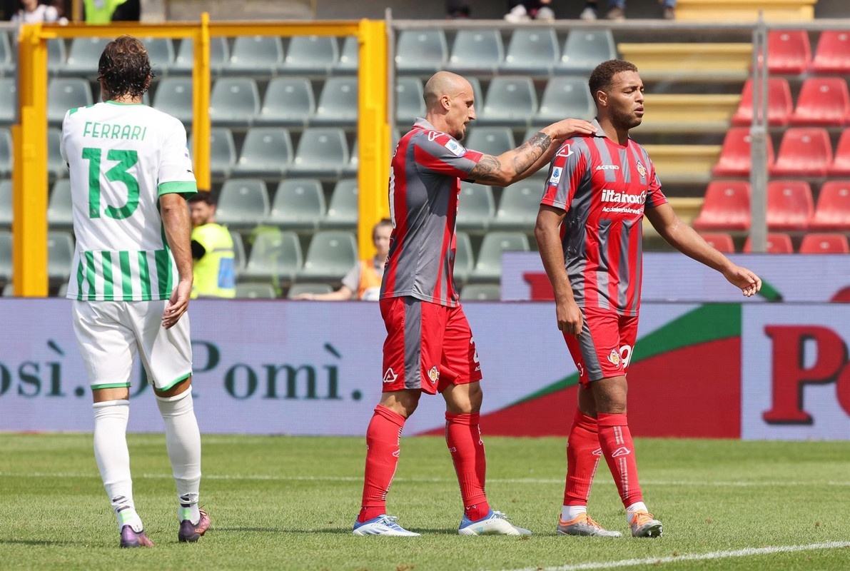 26 años y cinco jornadas después, el Cremonese puntúa en la Serie A