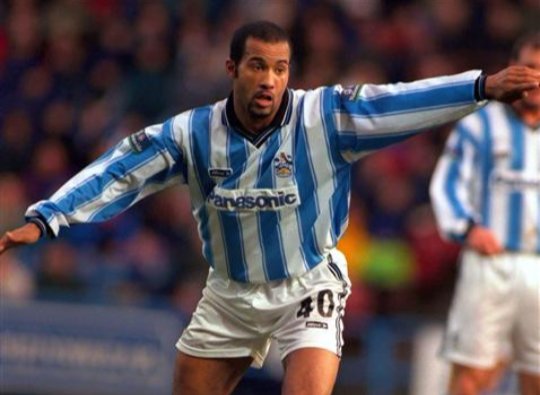 El Reading firma a Dean Gorré para su departamento de 'scouting'