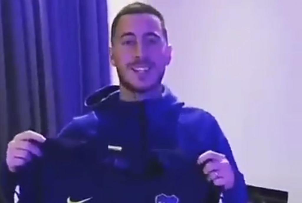 Y tras el homenaje, el agradecimiento de Hazard a Riquelme