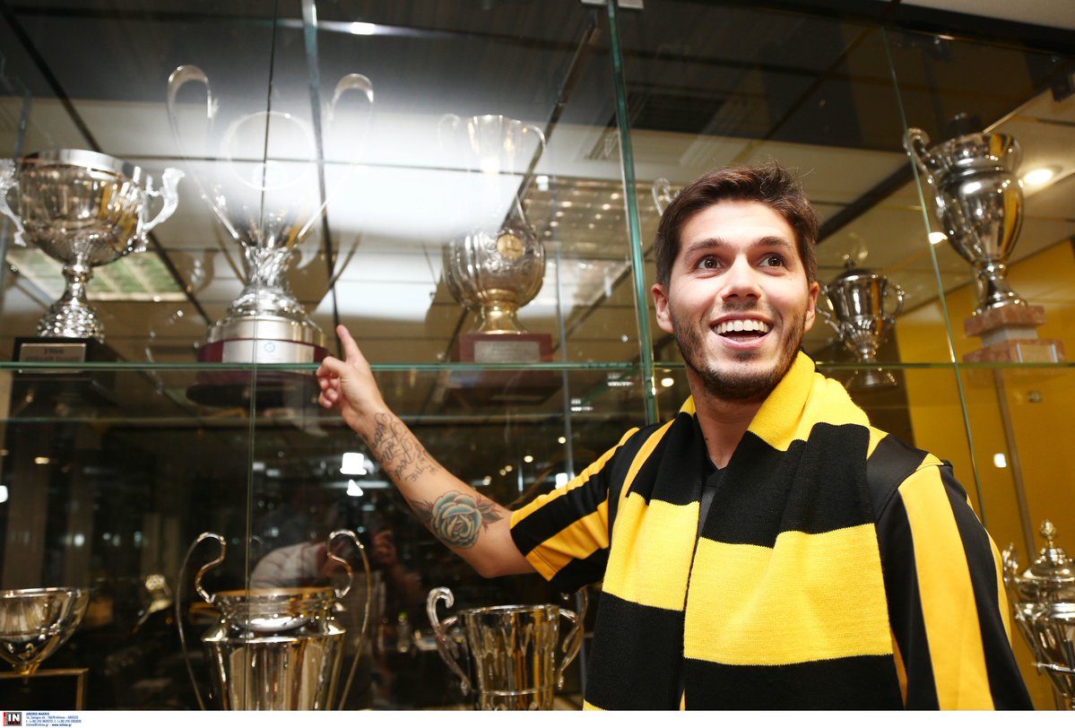 'Patito' Rodríguez, nuevo jugador del AEK de Atenas