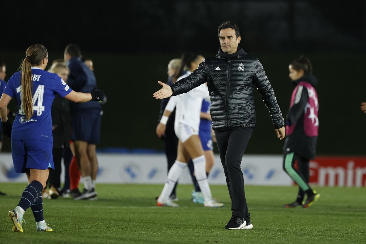 Alberto Toril eludió a la prensa, algo ya rutinario en el Madrid