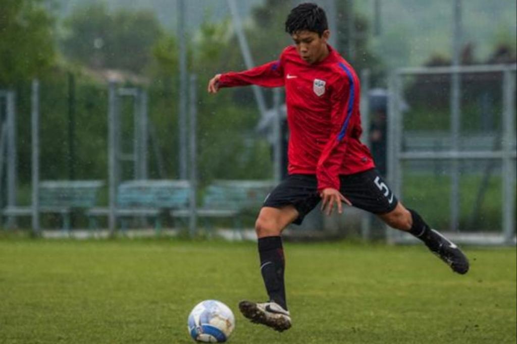 El Madrid estaría siguiendo a Leonardo Sepúlveda