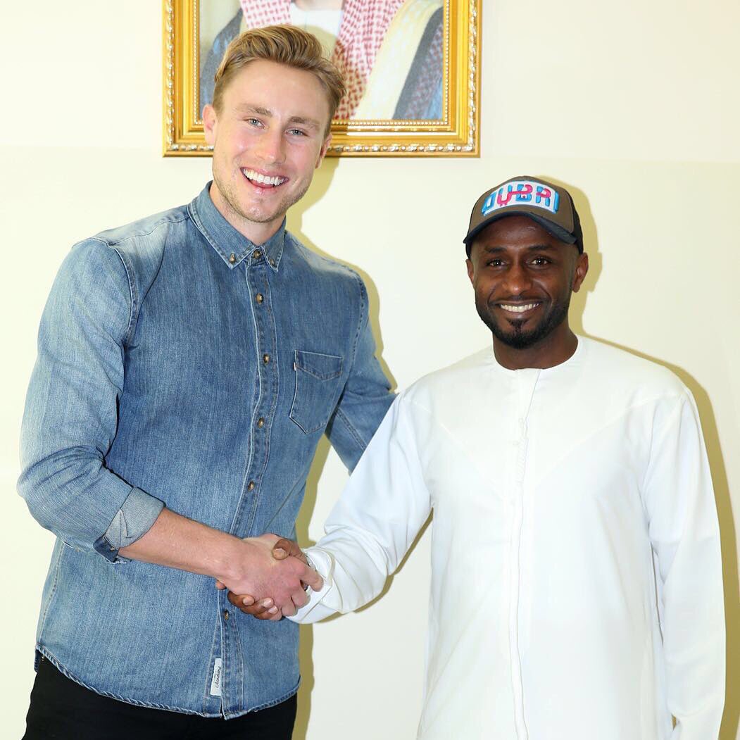 El Emirates acaba con el contrato de Zac Anderson