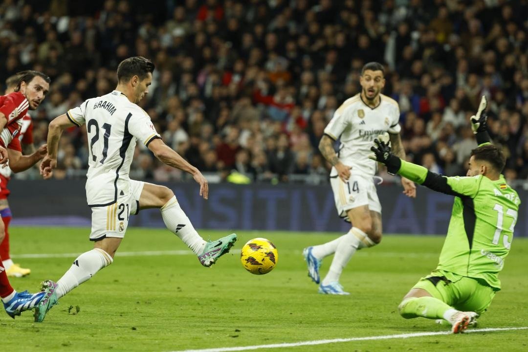 Brahim y Rodrygo marcan el paso