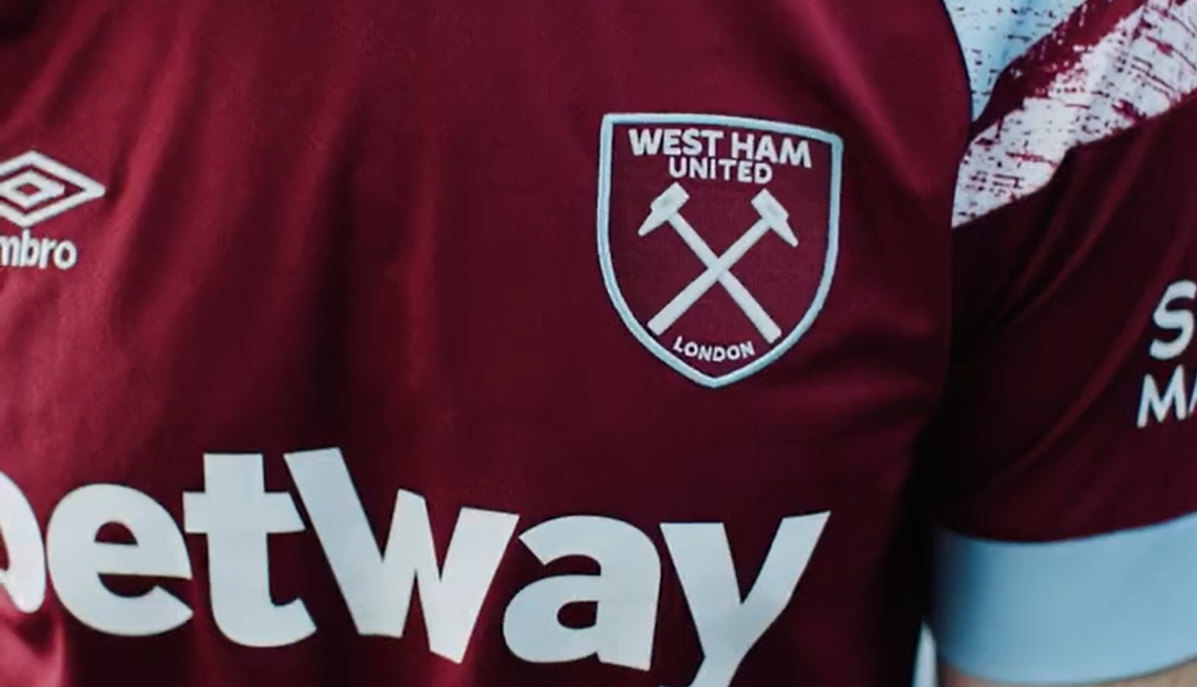 West Ham show off new home kit