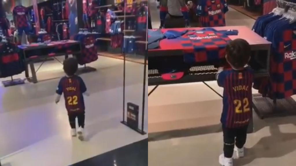 Así reaccionó el hijo de Vidal al ver la nueva camiseta del Barça