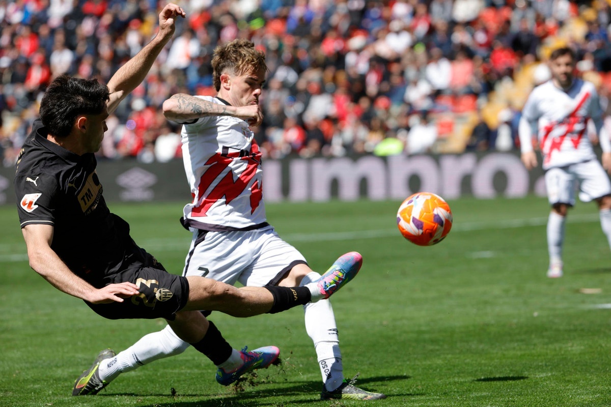 Actualidad del Rayo Vallecano: Alemao se estrena en una sesión