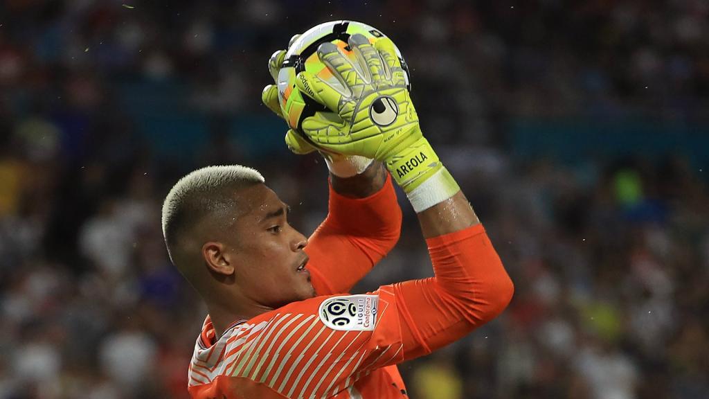 Areola signs new PSG deal until 2023