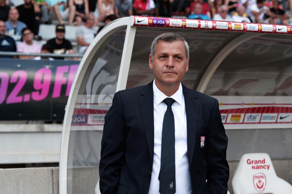 Genesio : "On peut pas espérer gagner en encaissant trois buts"