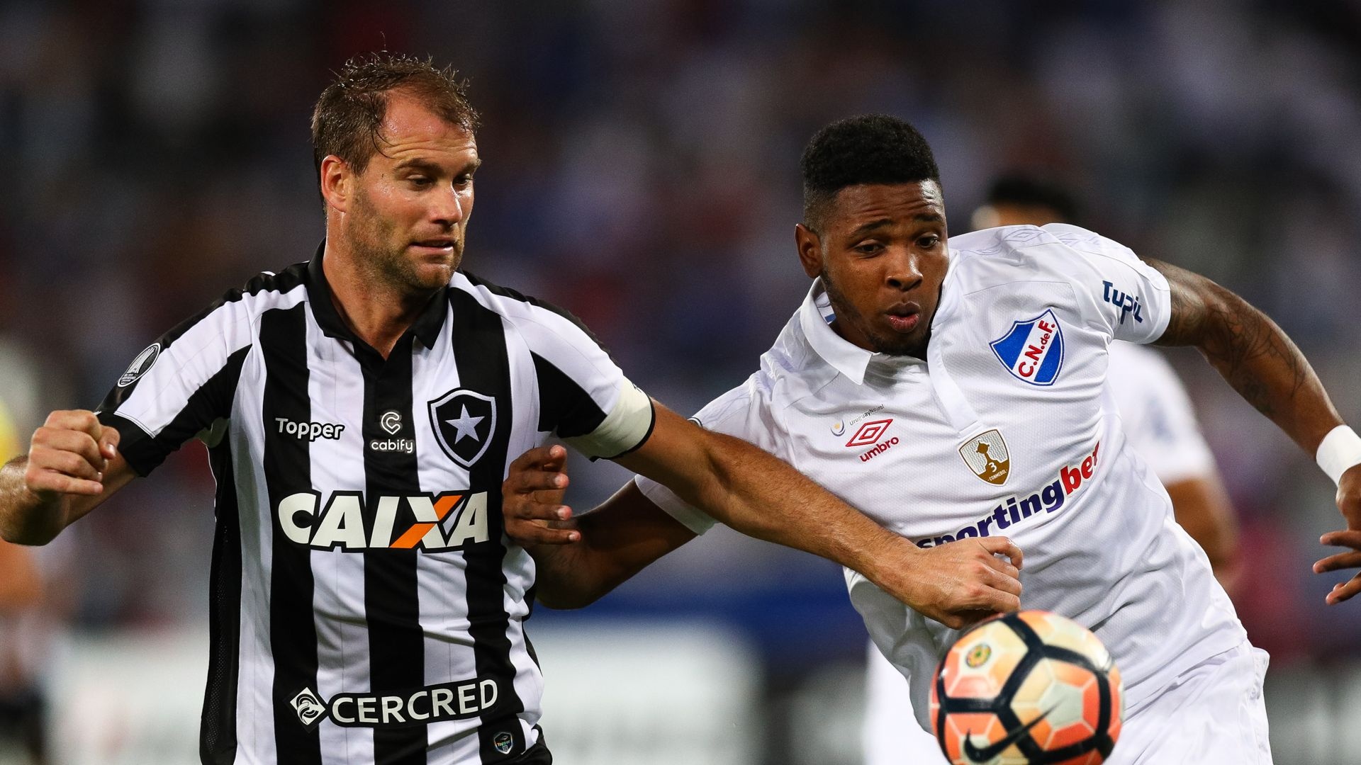 Xerife no Botafogo, Carli é procurado por dois clubes mexicanos