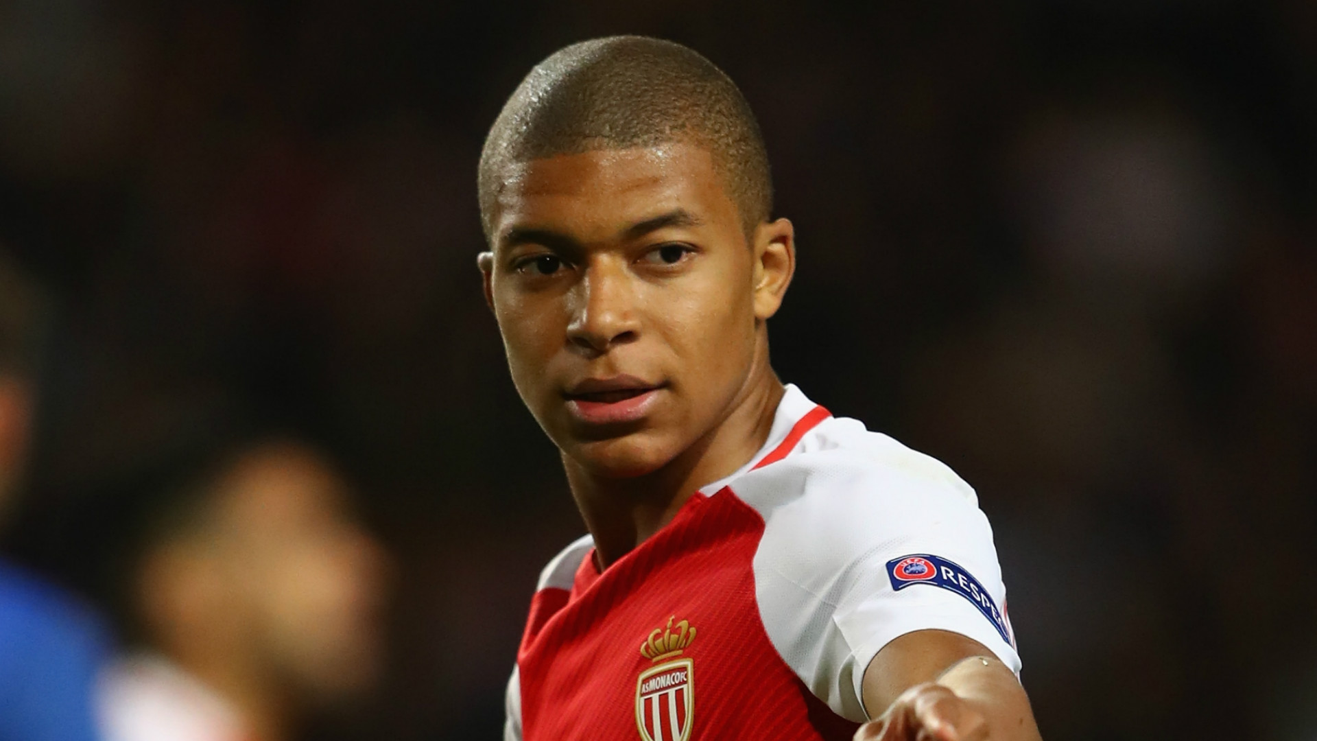 Le Prince Albert II : "Mbappé sera encore à l'AS Monaco l'année prochaine"