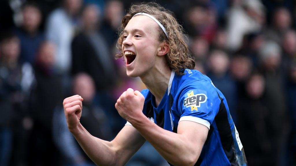 Wolves snap up teenager Matheson from Rochdale