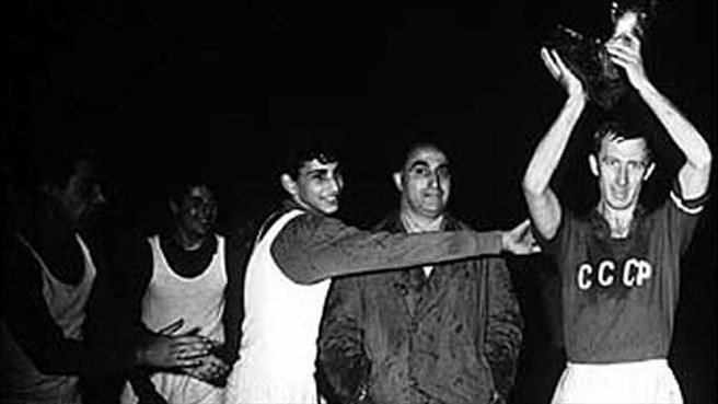 La primera final de la Eurocopa cumple 56 años