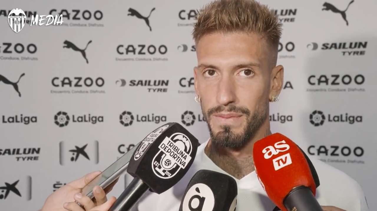 Castillejo, contento con su debut y con la actitud del equipo