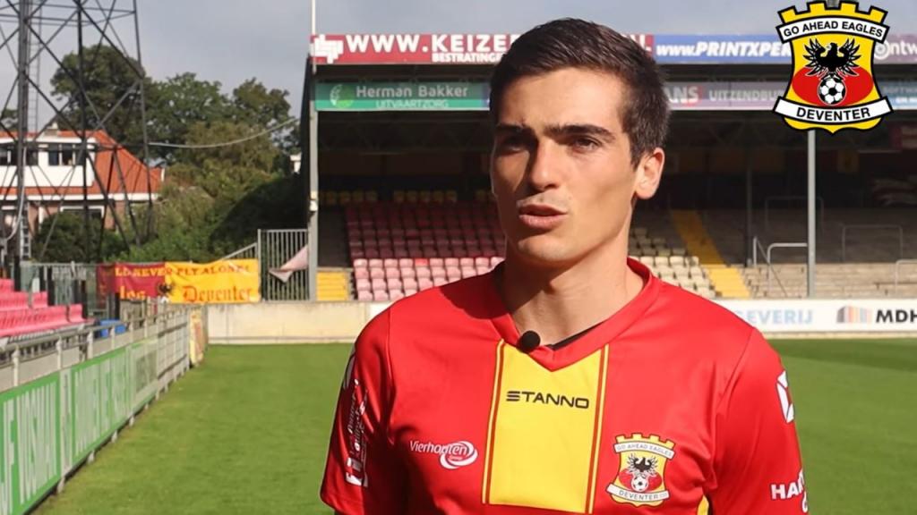 Íñigo Córdoba, del "no" de Marcelino a romperla en la Eredivisie