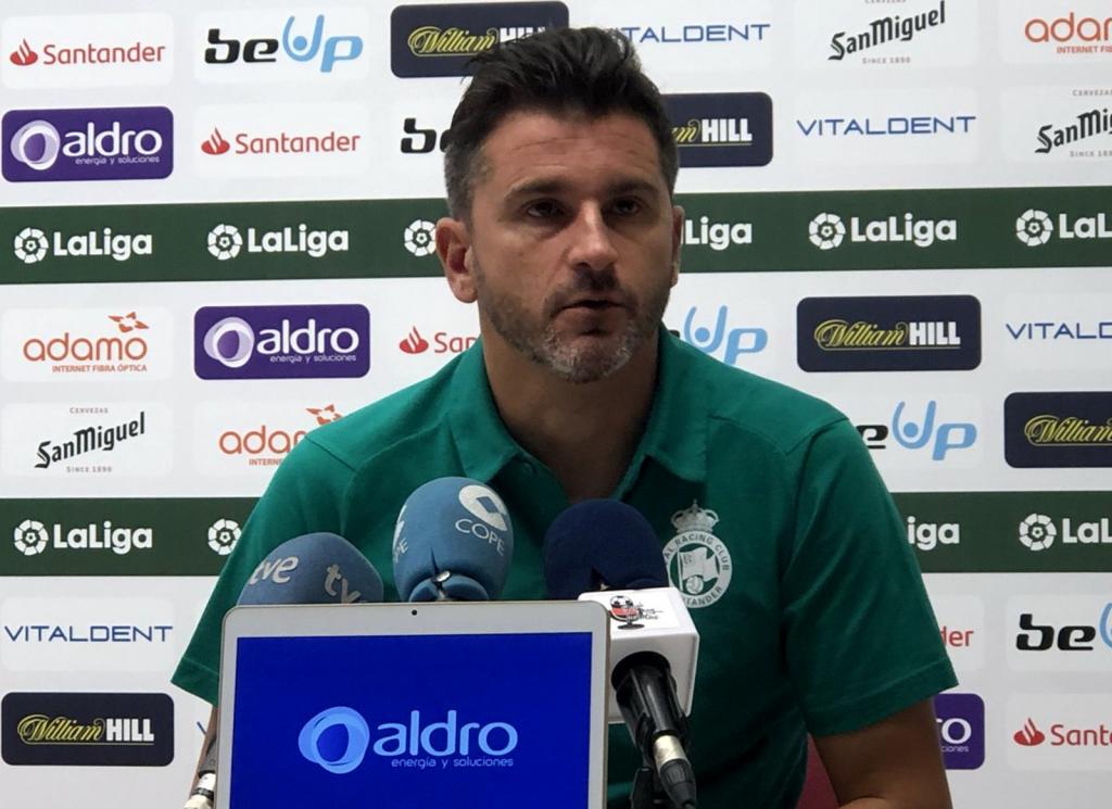 Iván Ania no siente que esté jugándose el puesto