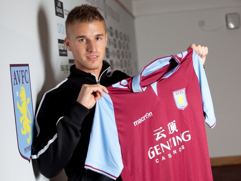 El Bournemouth recibe la cesión de Joe Bennet