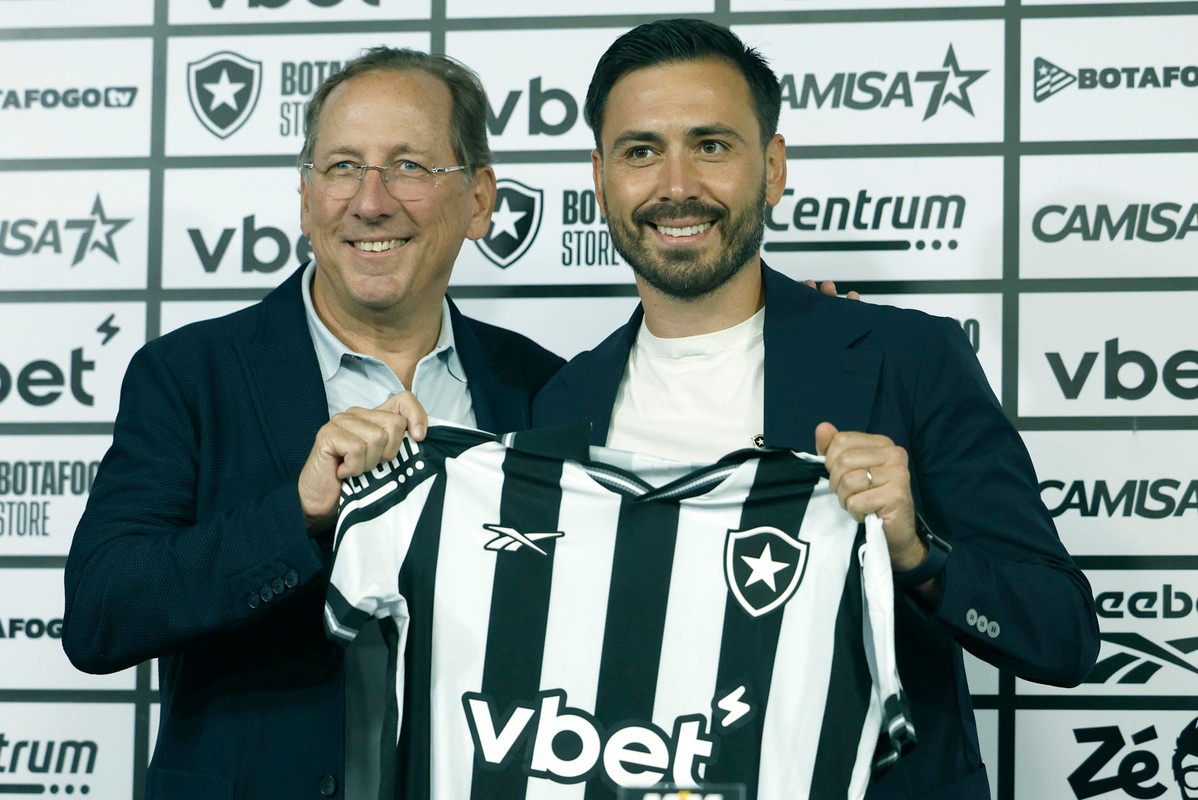 Filho de Carlo Ancelotti deixa o comando do Botafogo após cinco meses ...