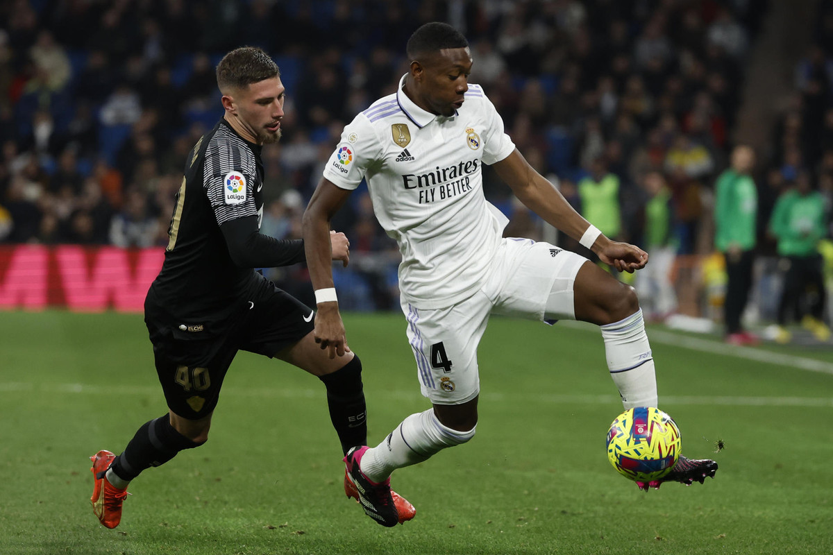 Alaba votó a Messi por delante de Benzema en los The Best y tuvo que ...