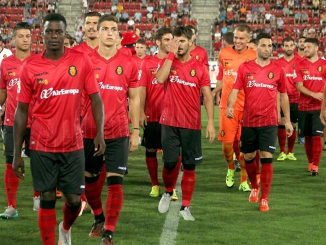 El Mallorca se lleva los tres puntos en el estreno de Vázquez
