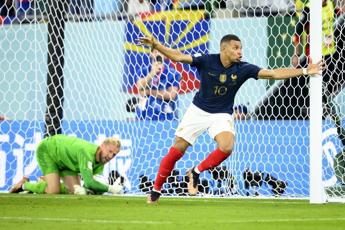 Les Bleus premiers qualifiés pour les huitièmes Les Bleus premiers qualifiés pour les huitièmes