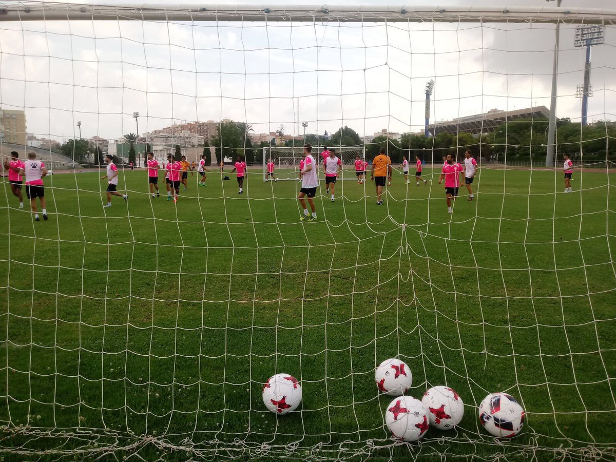 Nacho Navarrete, segundo chileno en la historia del Hércules